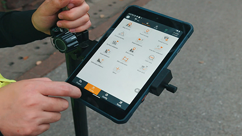 LT800: Rugged Android Tablet with High-Sensitivity GNSS | CHCNAV