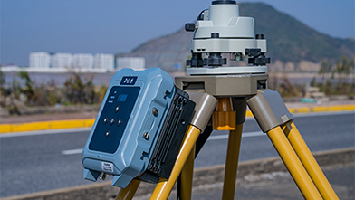 DL8: Rugged UHF Radio Modem for GNSS RTK Corrections | CHCNAV