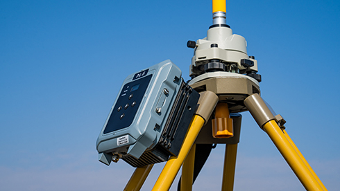 DL8: Rugged UHF Radio Modem for GNSS RTK Corrections | CHCNAV